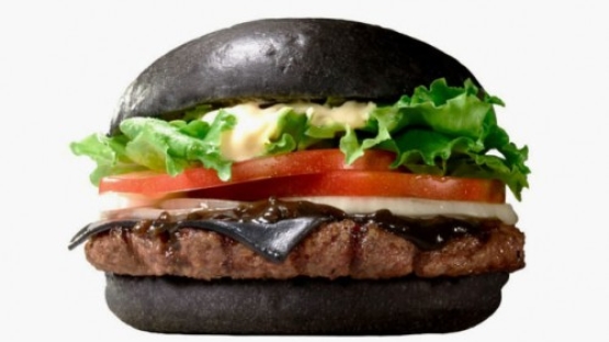 Step by step membuat burger hitam | Berita Jepang Japanesestation.com