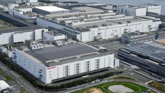 Sharp Hentikan Produksi Panel LCD di Jepang, Fokus ke Pusat Data ...